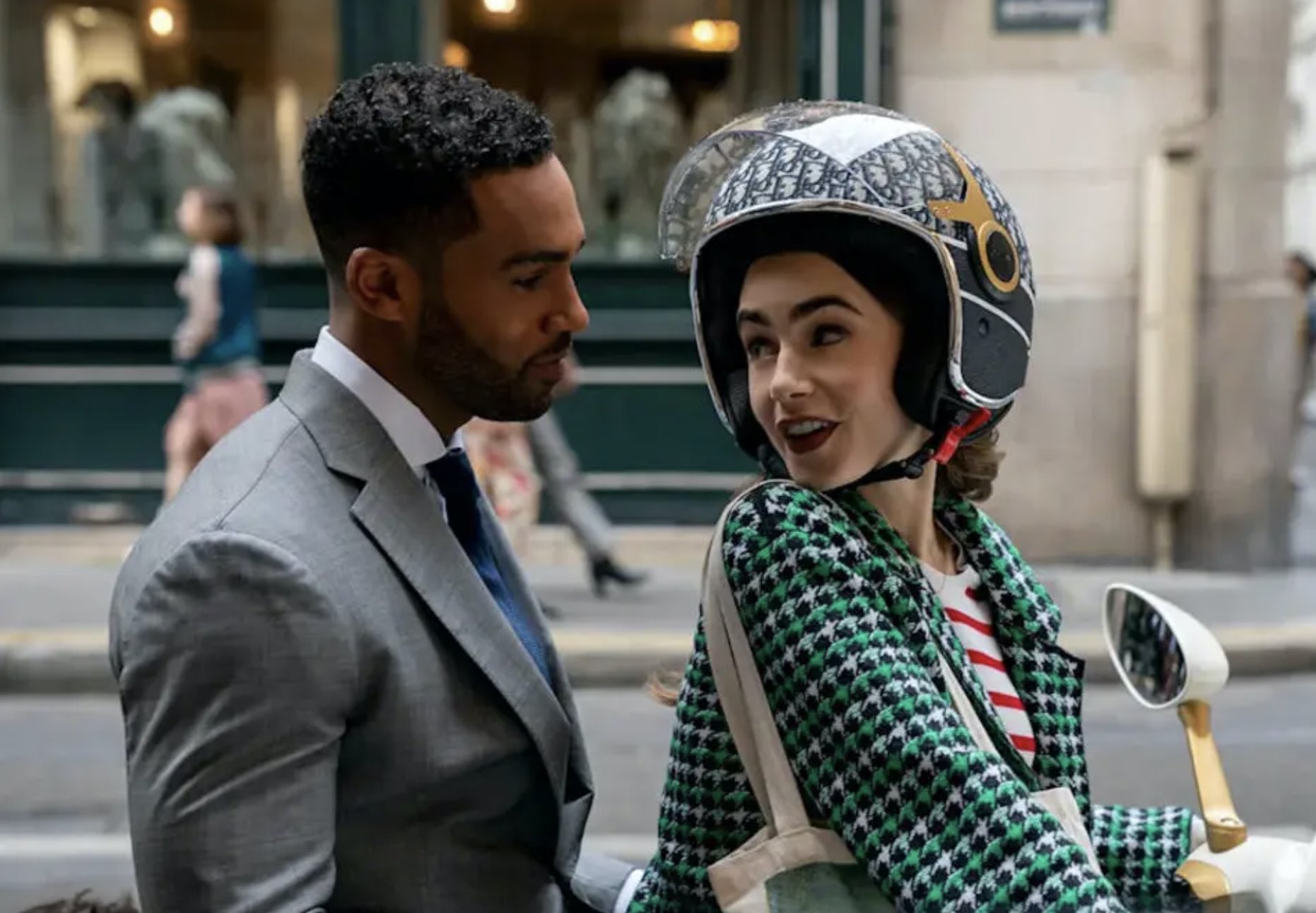 《Emily in Paris》第三季即將開拍！法文班同學「Alfire」將成為固定班底 – BeautyExchange