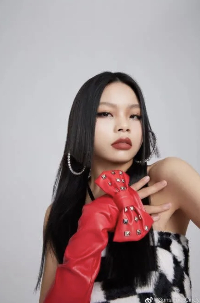 【內地最醜女團】早年被抨擊備感壓力！Cindy激減近30磅搖身變model身材 – BeautyExchange