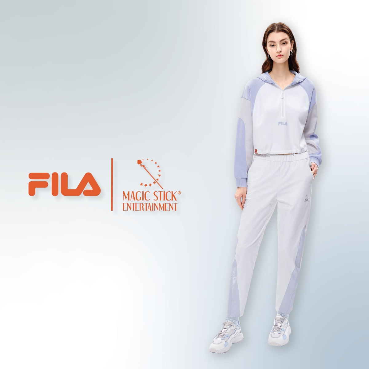 FILA x Magic Stick日本街頭品牌系列登場！冰藍色Fleece外套最適合溫柔女生 – BeautyExchange