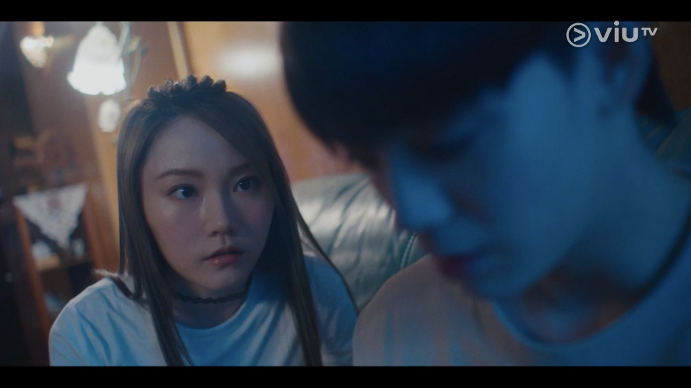 Yanny長腿濕身白滑素顏攻陷網民 獲封姐姐天花板 – BeautyExchange