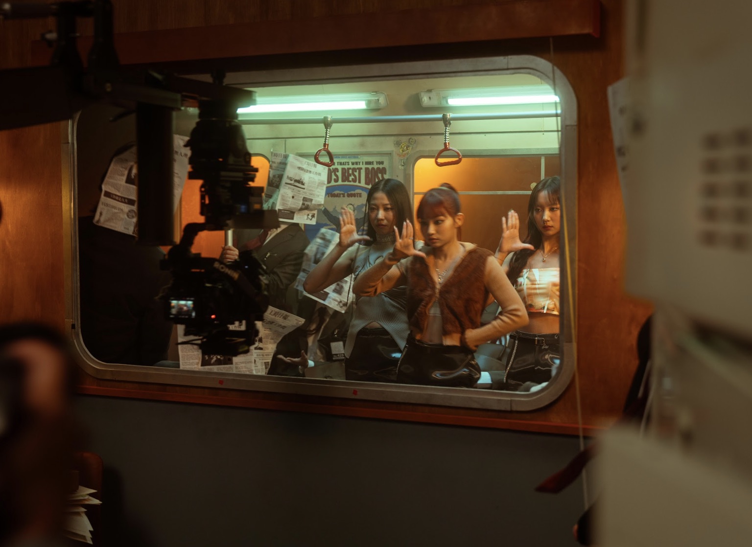 COLLAR團歌《Atypical》總結全年 破格女團鼓勵大家忠於自己 – BeautyExchange