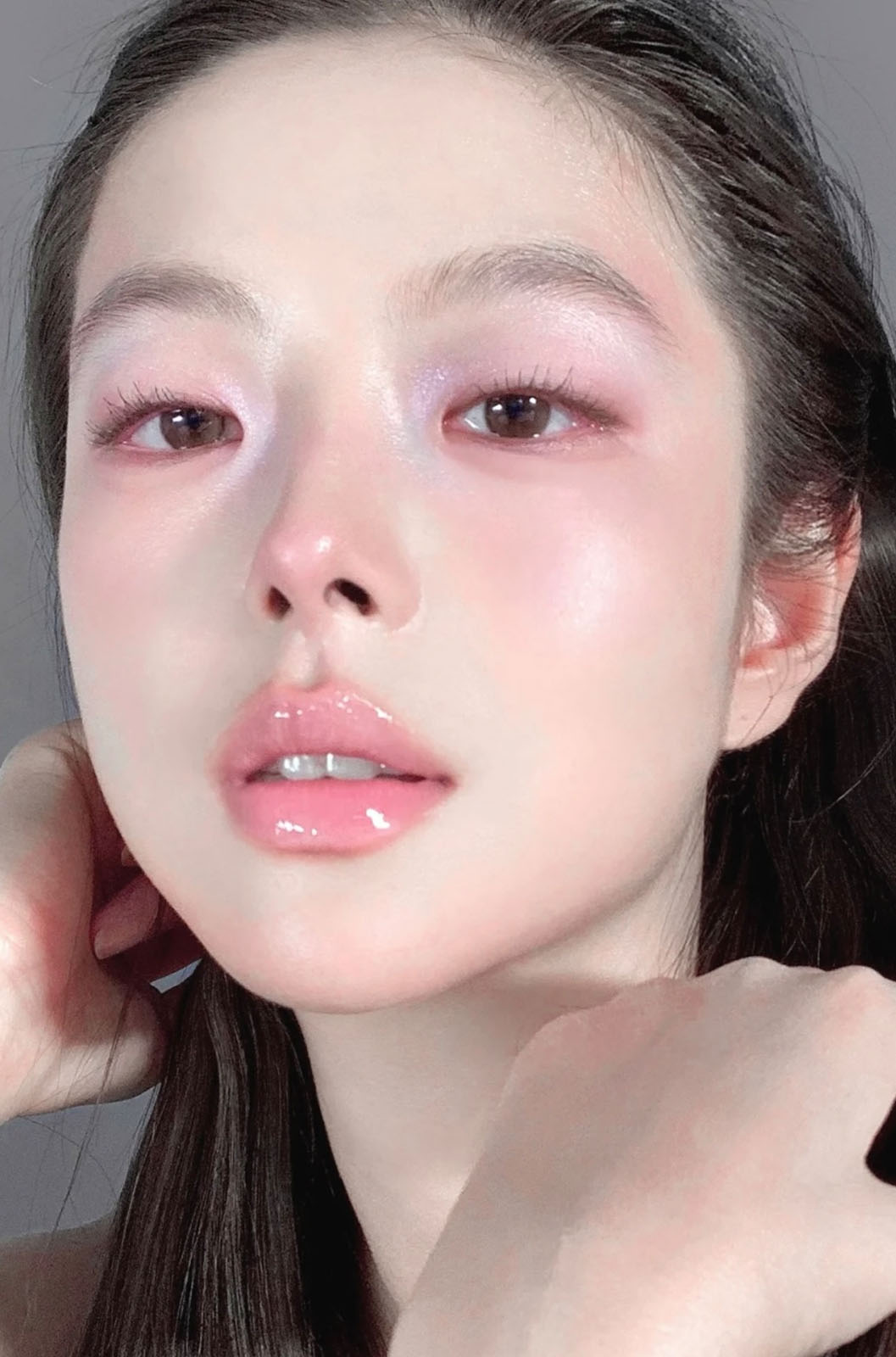 2025韓國春夏大熱水彩風格妝容！低飽和＋零色塊 全靠不同質地打造妝容層次感 – BeautyExchange